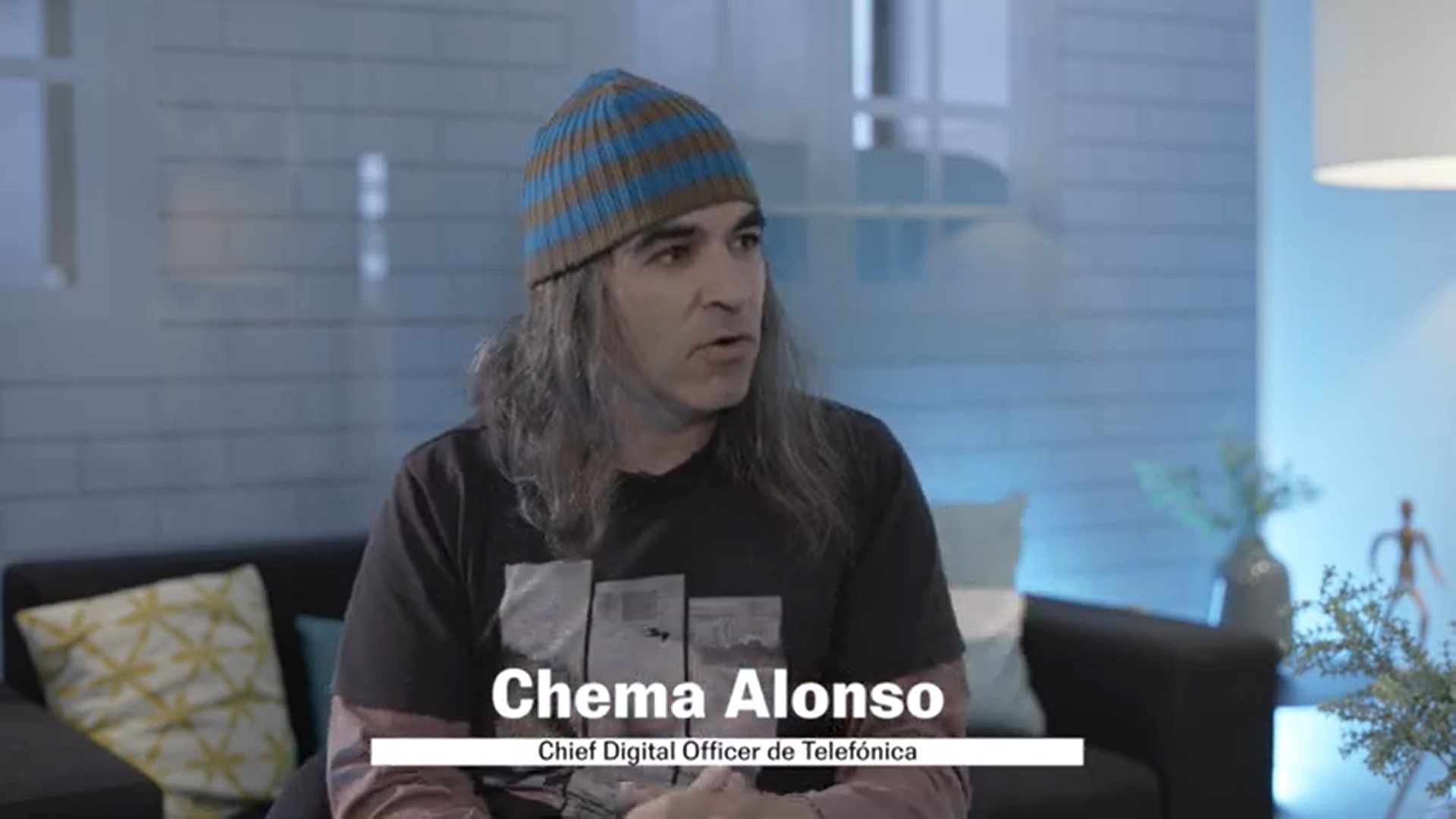 Chema Alonso, CDO de Telefónica: “En 10 años tendremos que poner ...
